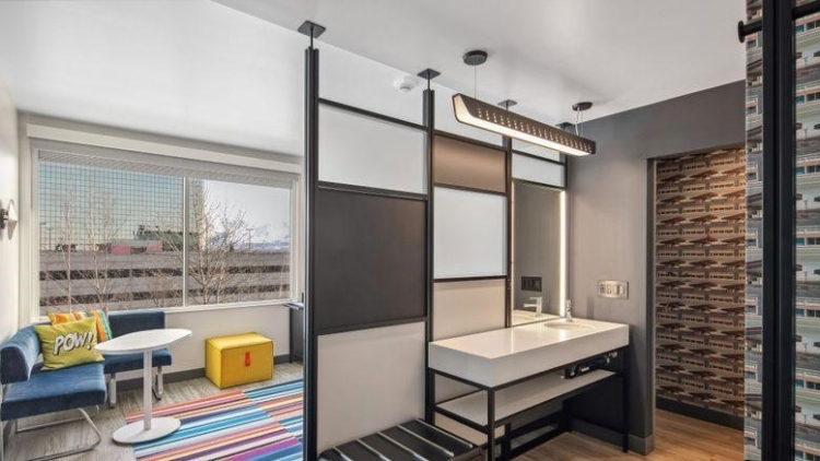 Aloft/Anchorage/Alaska - iHappyEducation